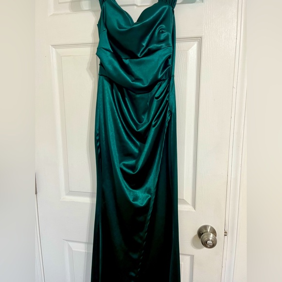 Windsor | Dresses | Windsor Green Silk Prom Dress | Poshmark